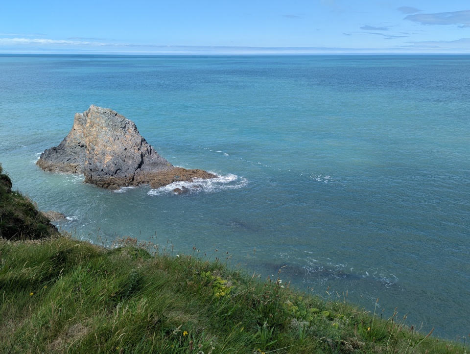 Red, black and blue | Melisseus | Blipfoto