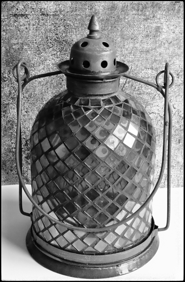 Mono Monday - Mosaic Lamp | DiamondJack | Blipfoto