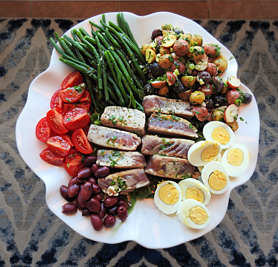 Fourth Of July Feast | DDW | Blipfoto