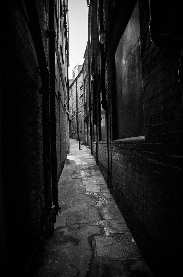 Narrow perspective | UrbanTakes | Blipfoto