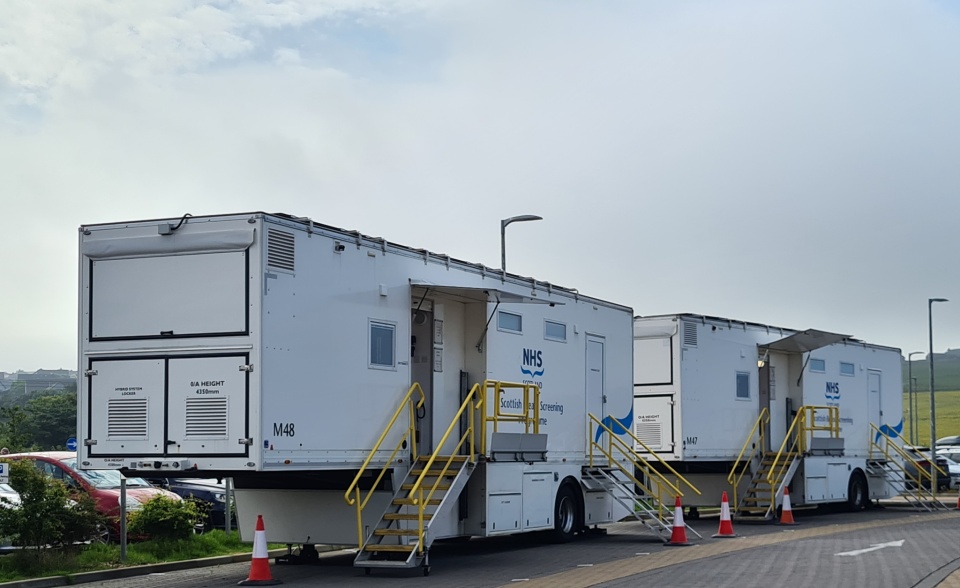 SCREENING | EllyJay | Blipfoto