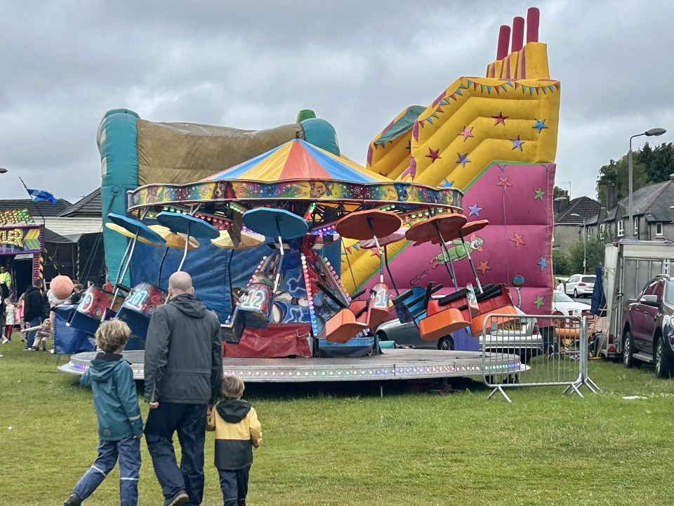 RAIN, RAIN AND EVEN MORE RAIN. | Larchlea | Blipfoto