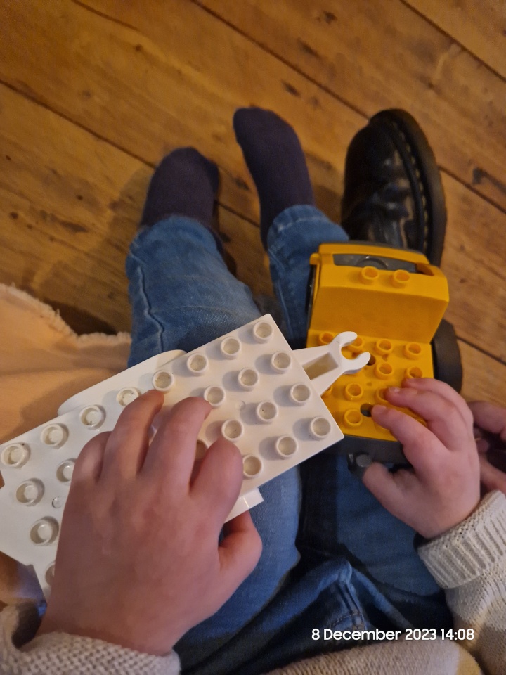 Hanging Out | inkstainedhands | Blipfoto