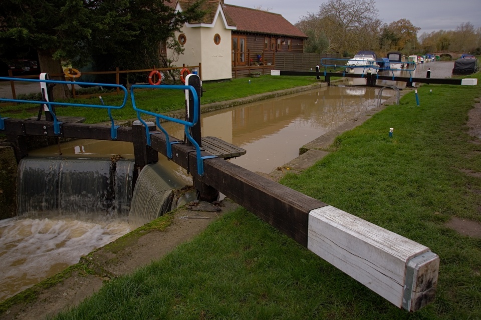 A little series at Sandford Mill Lock... | ninetofortytwo | Blipfoto