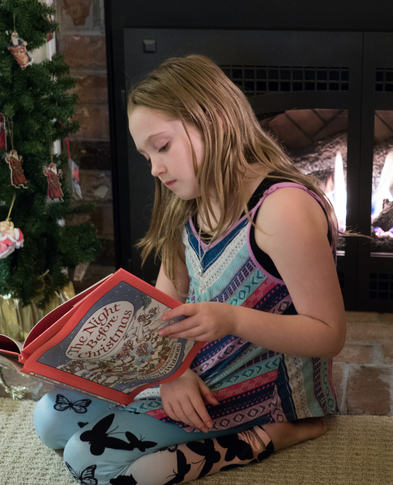 Reading Christmas Story | musings | Blipfoto