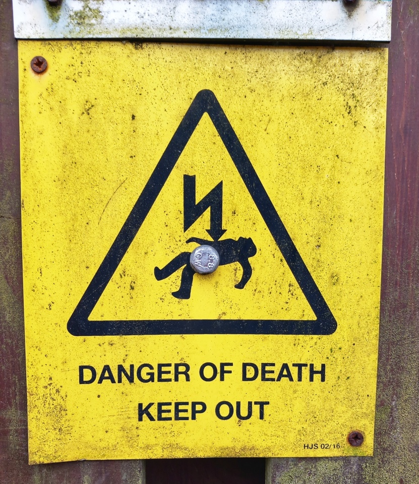 You've Been Warned! | Freuchie | Blipfoto