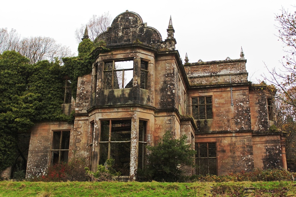 Derelict Thursday: Poltalloch House | TMLHereAndThere | Blipfoto