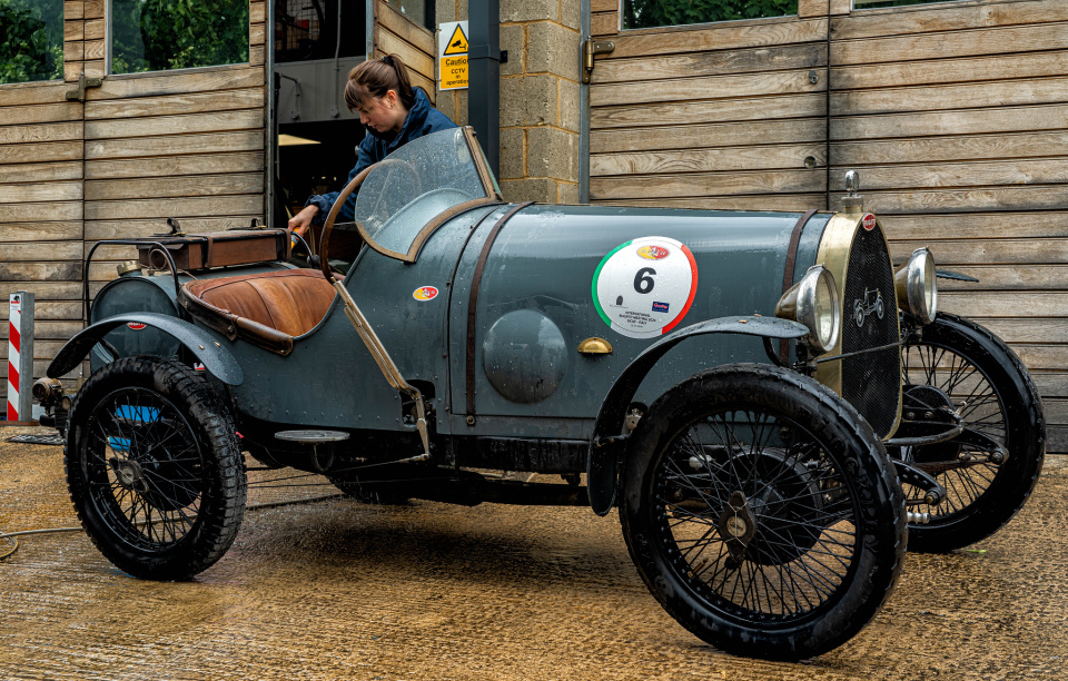 Bugatti Car Wash | fitzbilly | Blipfoto