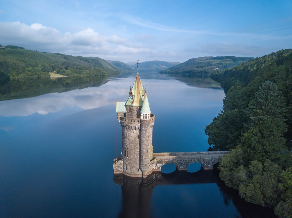 The Straining Tower | GrahamColling | Blipfoto