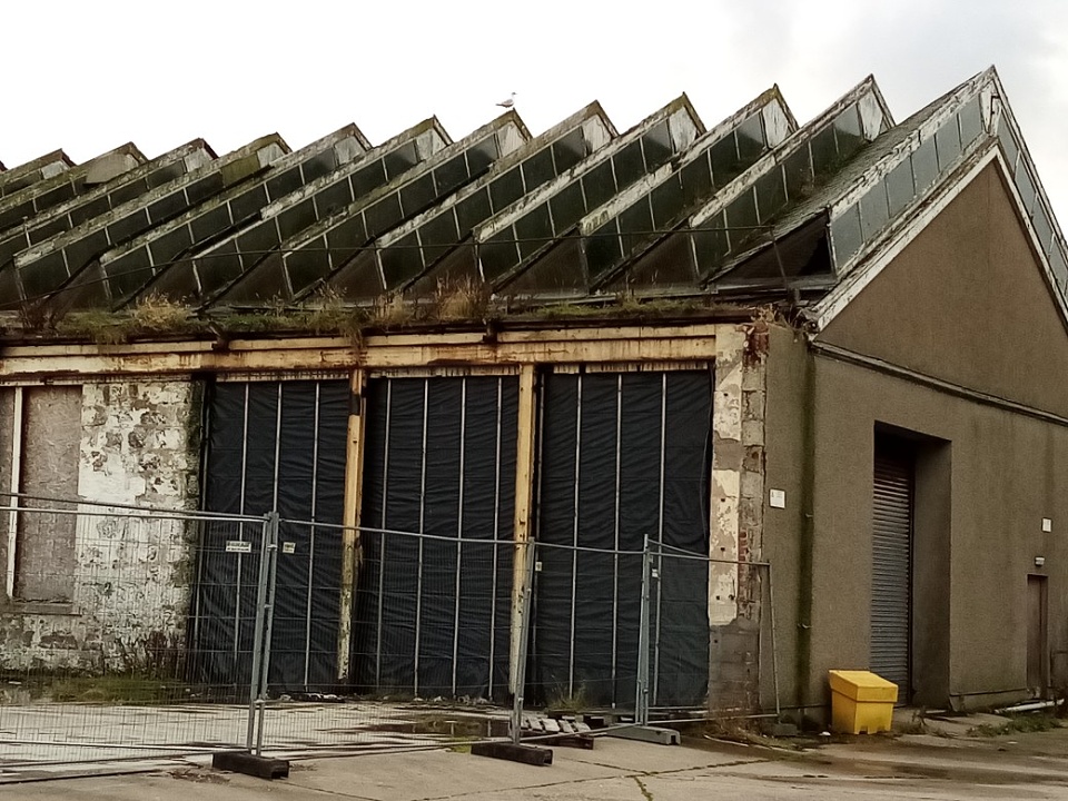 Saw-tooth roof | Greygranite1745 | Blipfoto