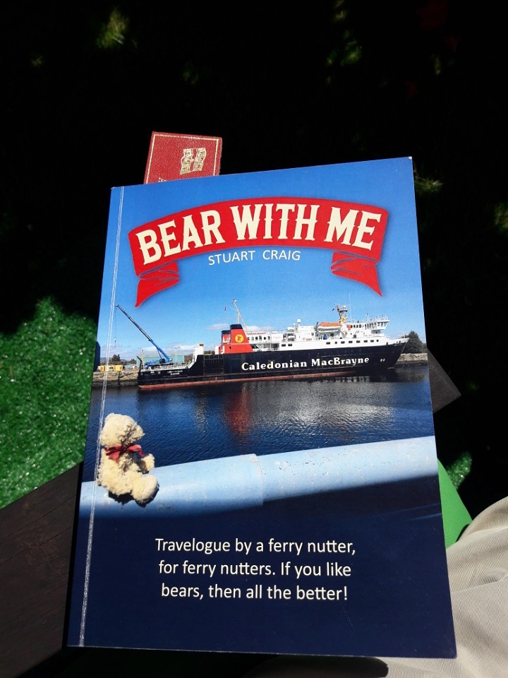 Garden reading | habbie | Blipfoto