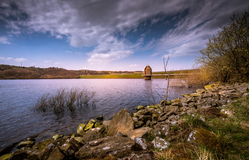 Scammonden Water | Freyjad | Blipfoto