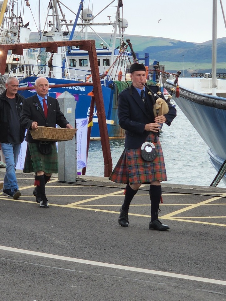 Piping in the first oysters of the season | ElizabethB | Blipfoto