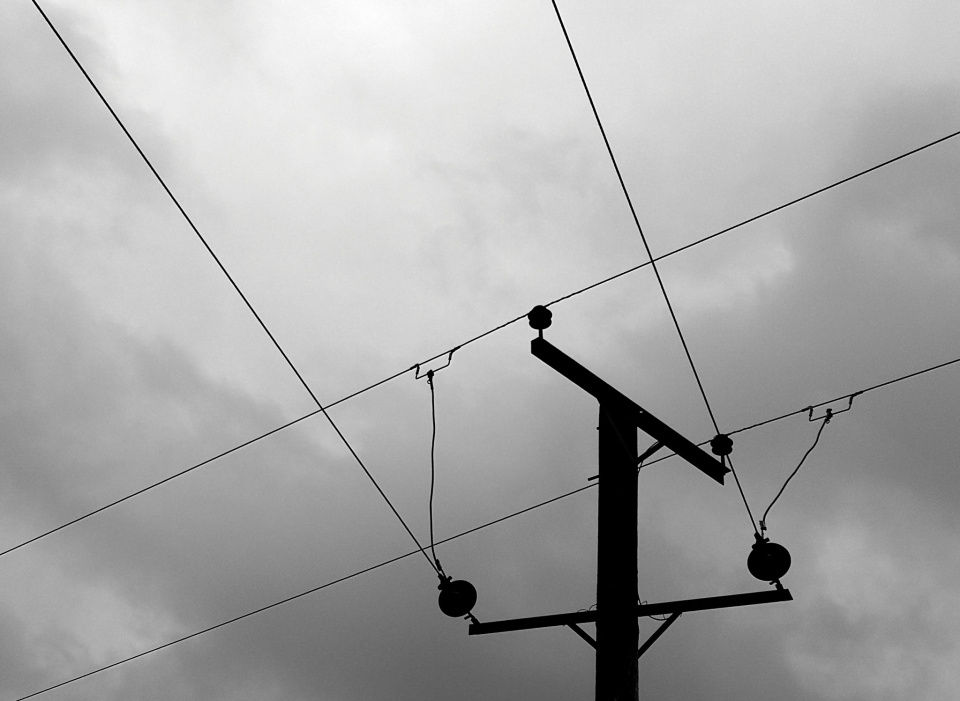 Crossed Wires | chantler63 | Blipfoto