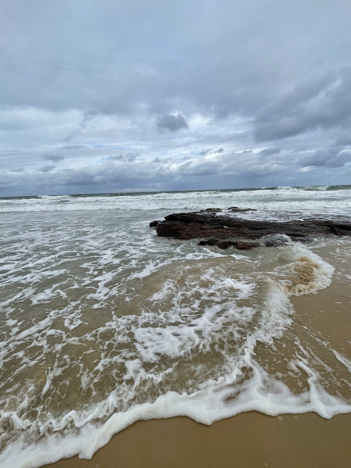 The Rocks Wurtulla Beach | Mezcal | Blipfoto