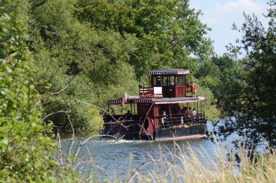 Runnymede and Lucy Fisher | Maurice1948 | Blipfoto