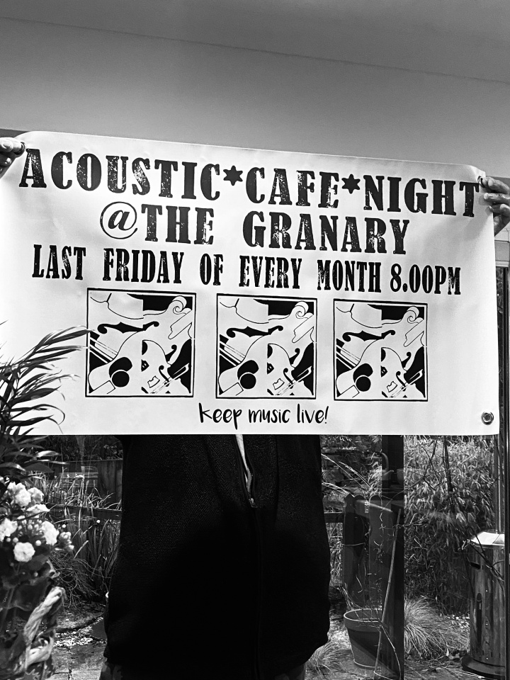 Look up! | loulou164 | Blipfoto