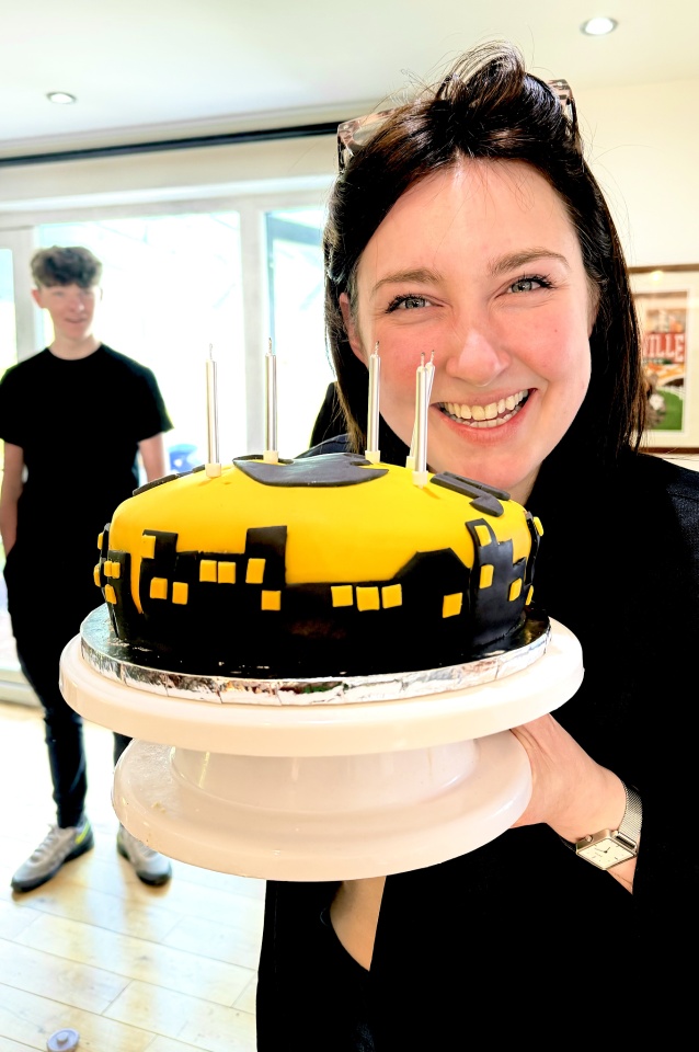 The birthday cake! | loulou164 | Blipfoto