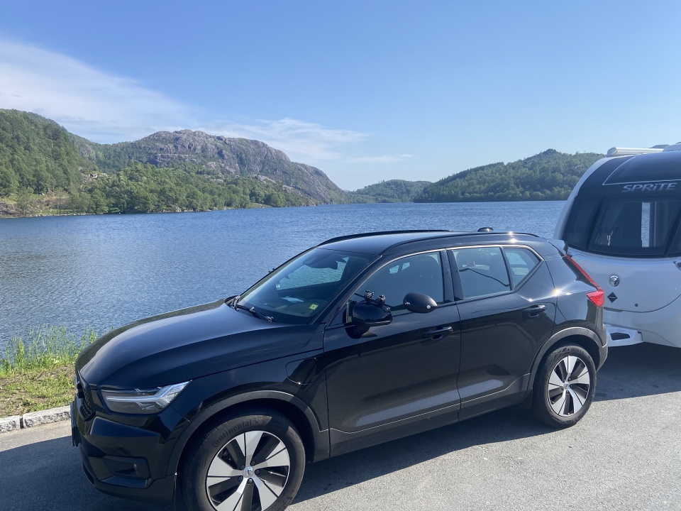 Norway | sister | Blipfoto