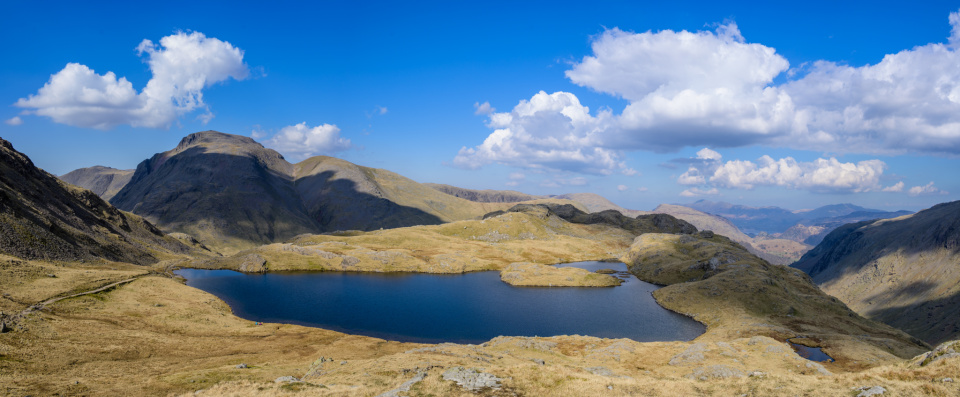 Great Gable and Sprinkling tarn | JohnGravett | Blipfoto
