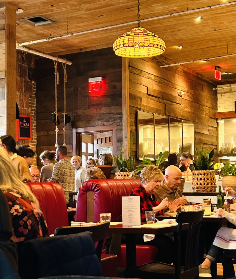 Friday Night | Doingok | Blipfoto