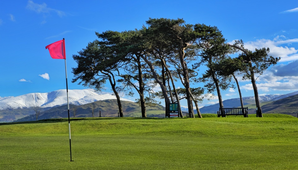 Winter golf | trevorearthy | Blipfoto