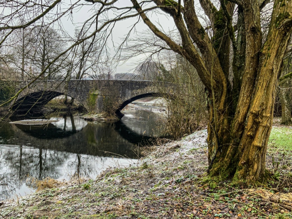 Levens Bridge Takes the... | Knottman2 | Blipfoto