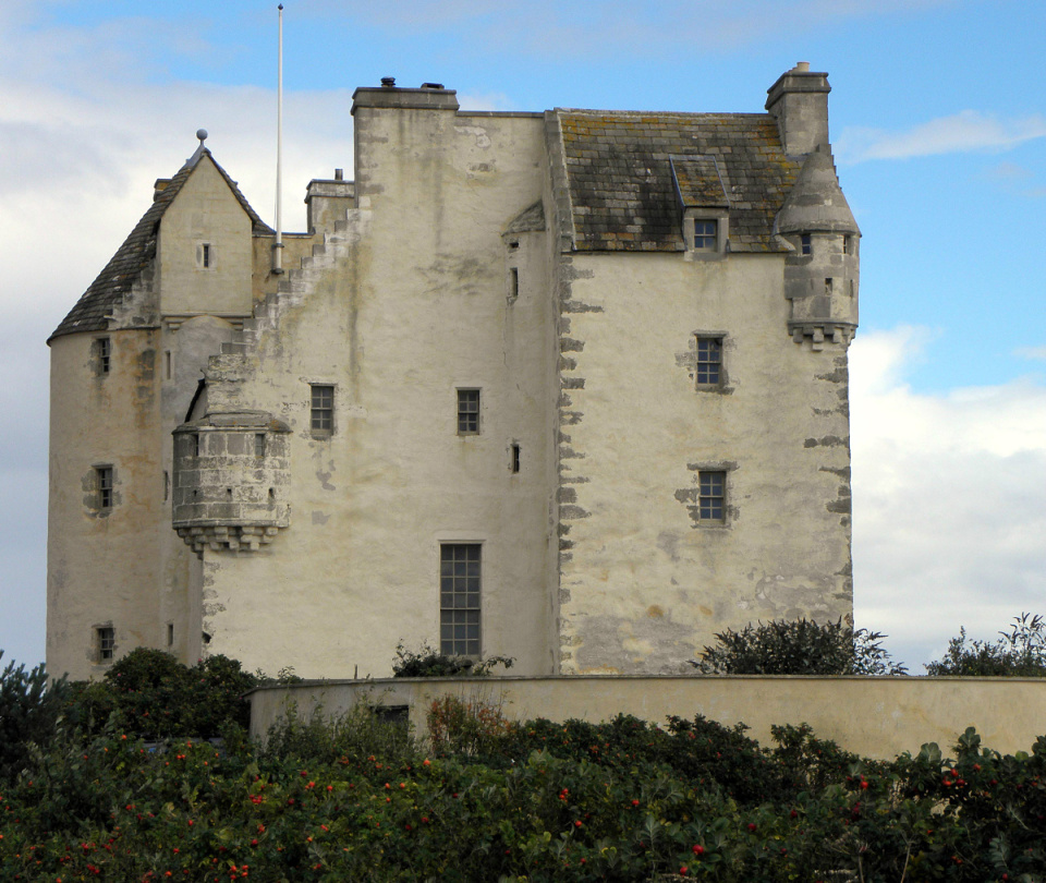 Ballone Castle | Croftcrafts | Blipfoto
