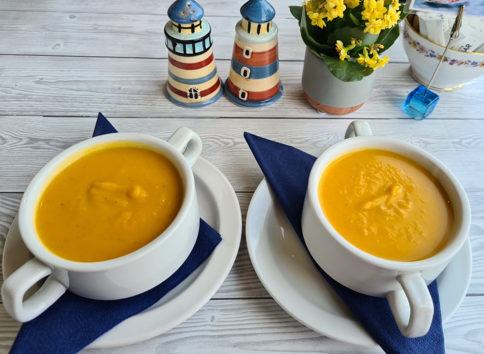 TWO SOUPS | EllyJay | Blipfoto