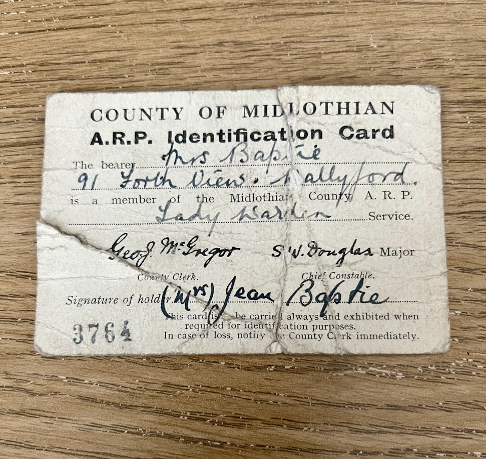 Put that light out!! | whome | Blipfoto