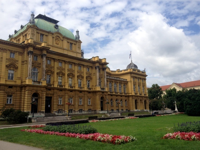 Opera House, Zagreb | Diane2104 | Blipfoto