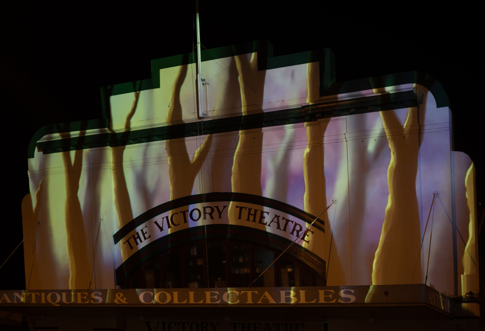 Light Show | trisharooni | Blipfoto