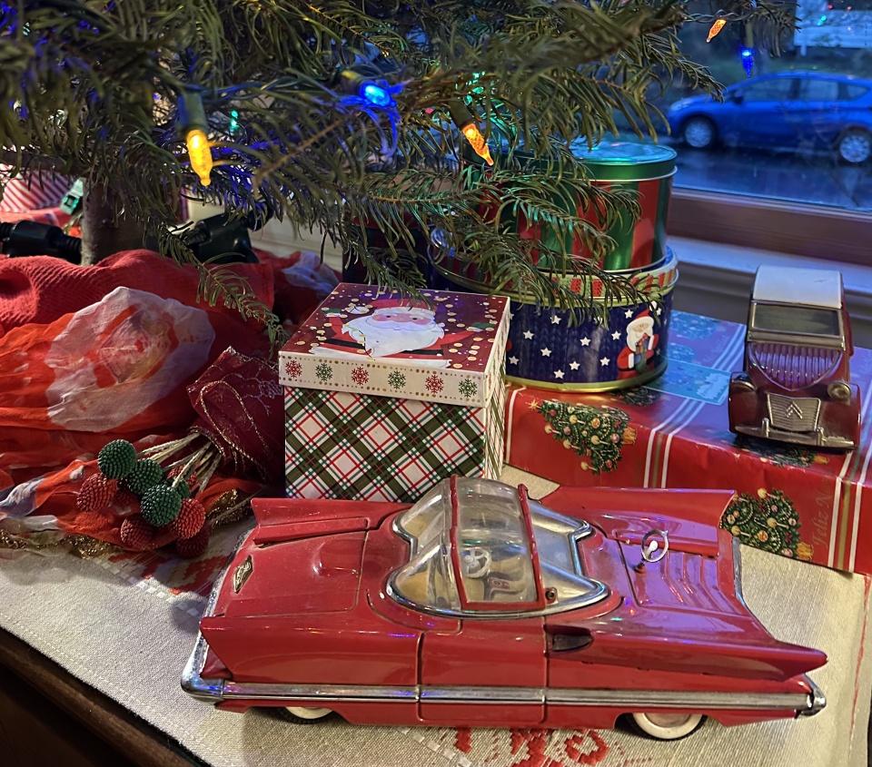 Red Car, Red Car, Blue Car | ExtraDays | Blipfoto