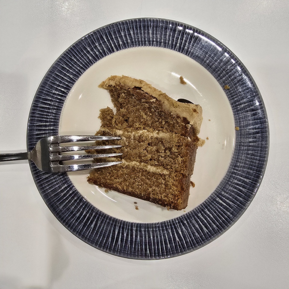 Free Cake | LizMBpics | Blipfoto