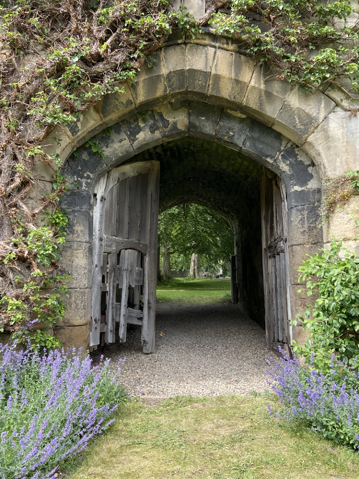 Bywell Castle | MamaB | Blipfoto
