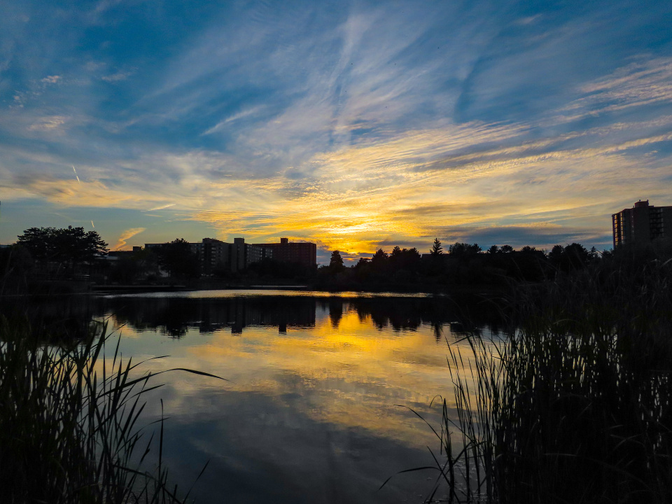 Another mid evening sunset | KevinV | Blipfoto