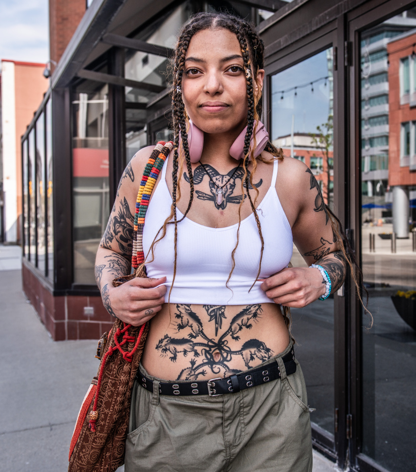 Rat's Nest in her Navel | RaspberryJefe | Blipfoto