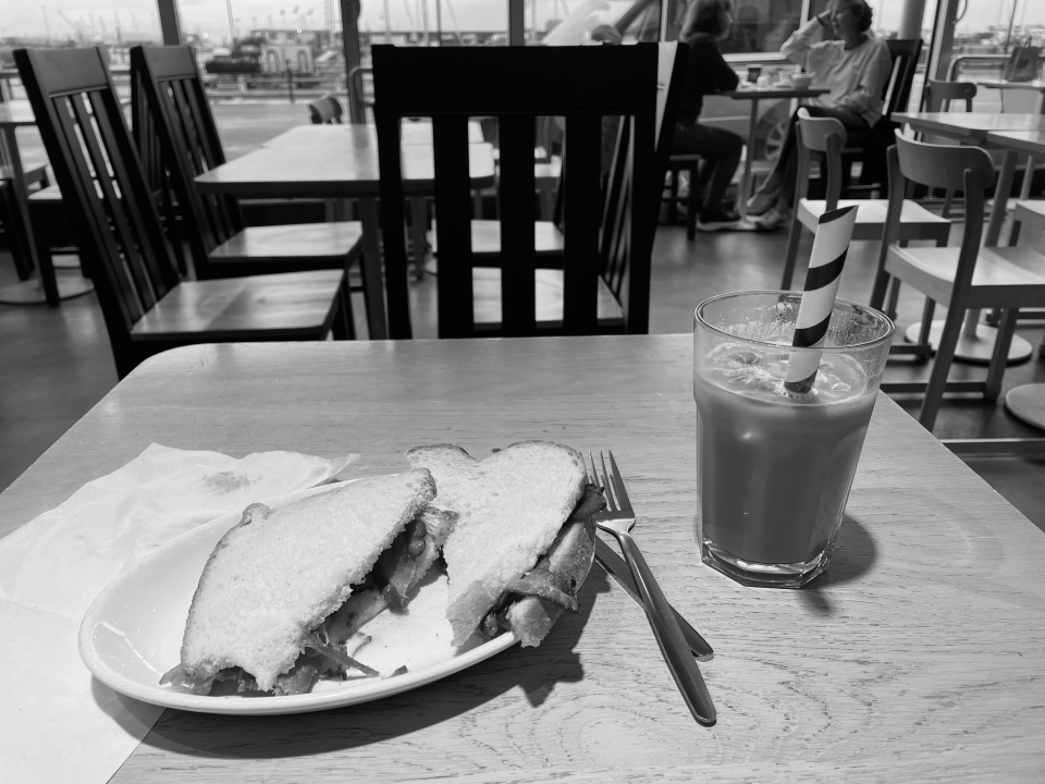 Breakfast… | UrbanDonkey | Blipfoto