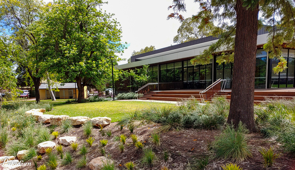 Mitcham Library | Paladian | Blipfoto