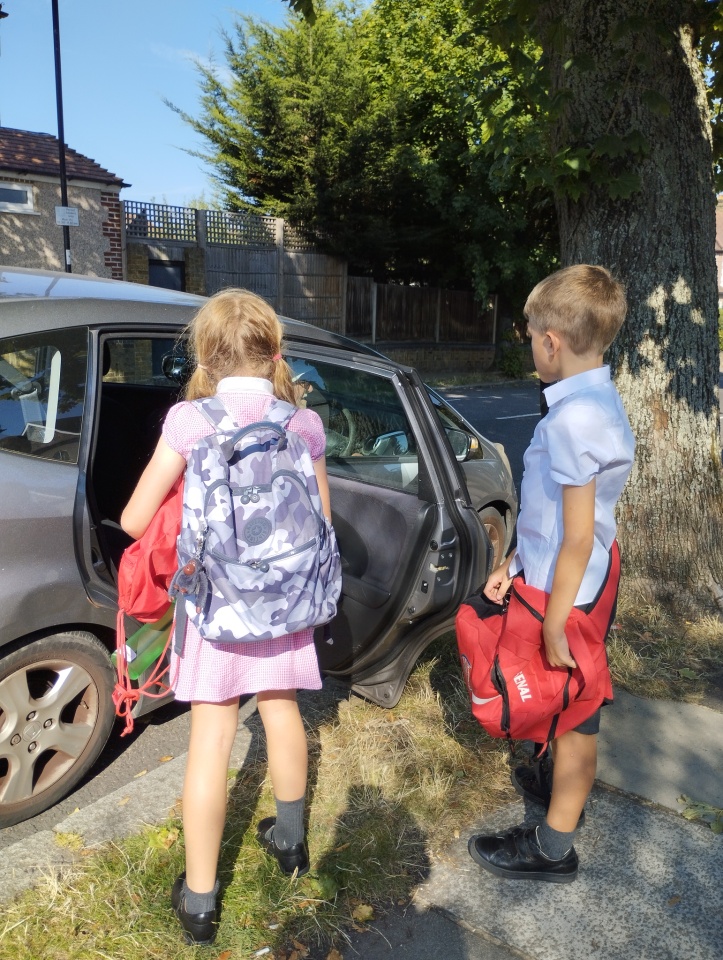 picking up | pickwick84 | Blipfoto