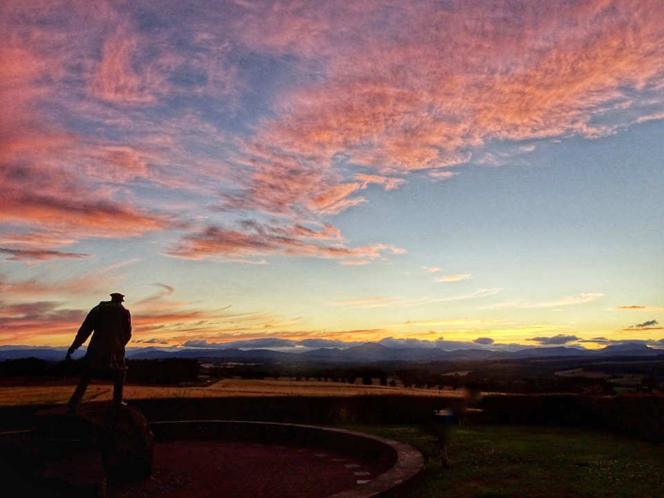 Sunset, Sir David Stirling Memorial. | JohnD | Blipfoto