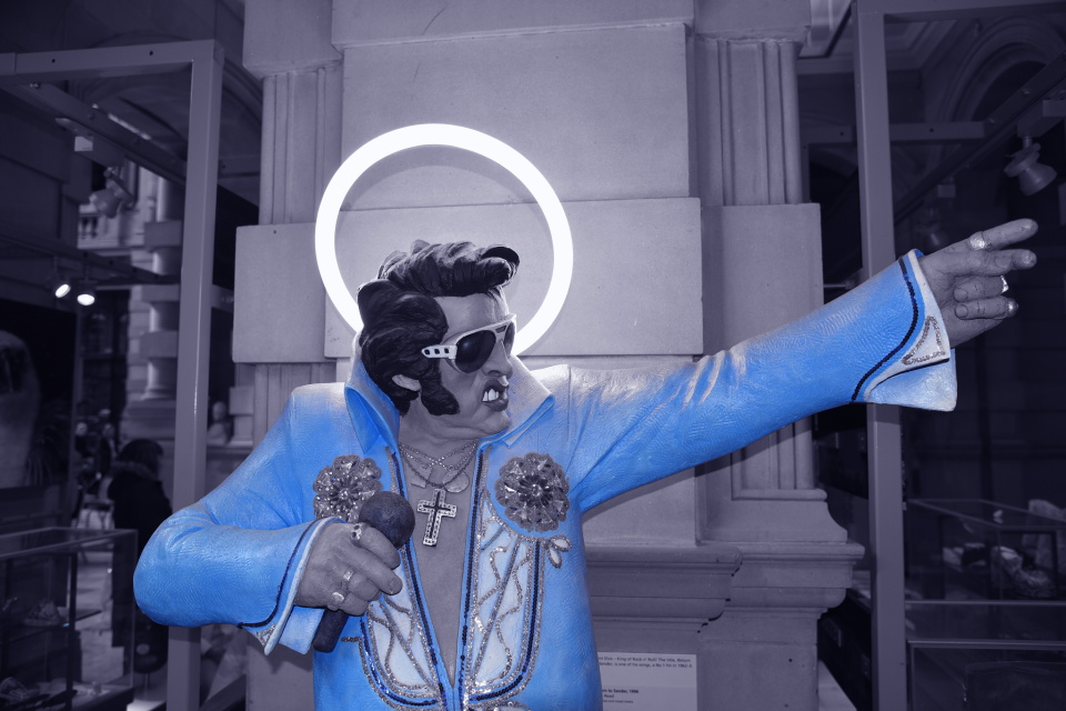 #elvis - uh huh uh | NelsonMcF | Blipfoto