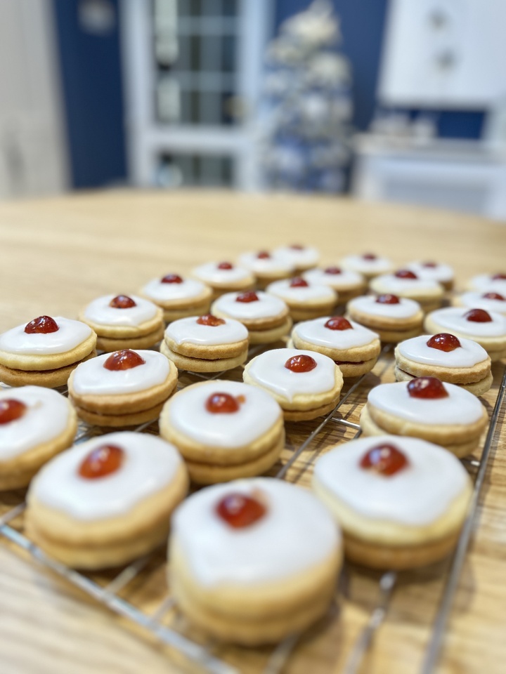 Do not adjust your sets! | Damnonii | Blipfoto