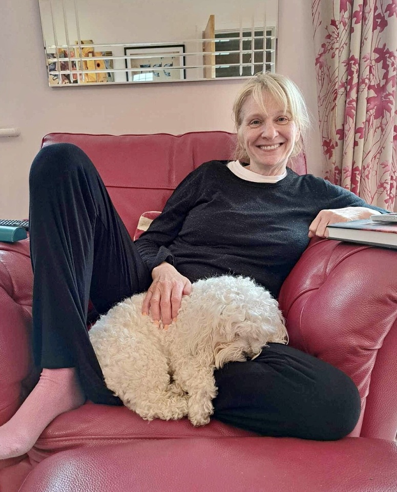 Hanging out | Emsie | Blipfoto