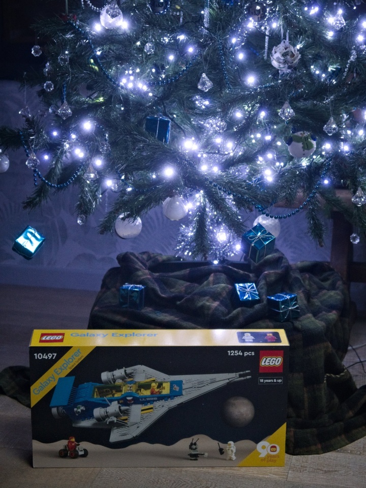 Under the tree | ajt | Blipfoto