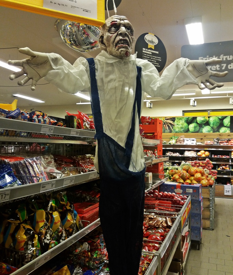 Scary Shopping | EmmyDK | Blipfoto