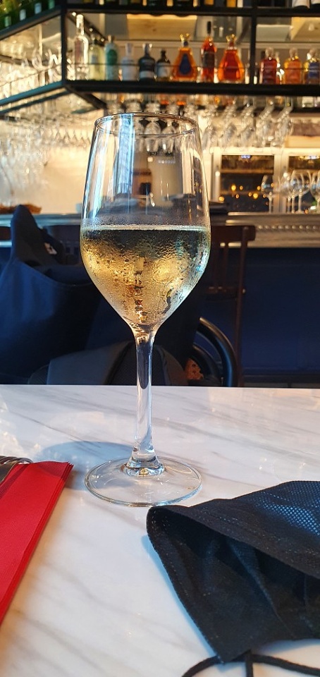 Breakfast wine | singaporemaven | Blipfoto