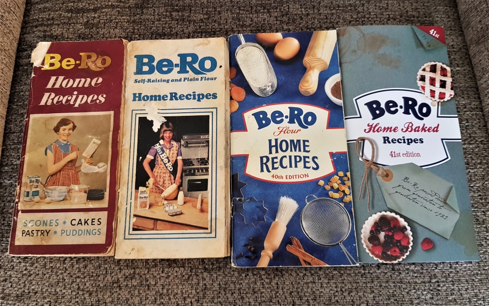 Bero Books | YellowBalloon | Blipfoto