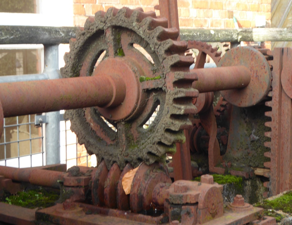 332/365 Gear Wheel ! | Timmynomates | Blipfoto