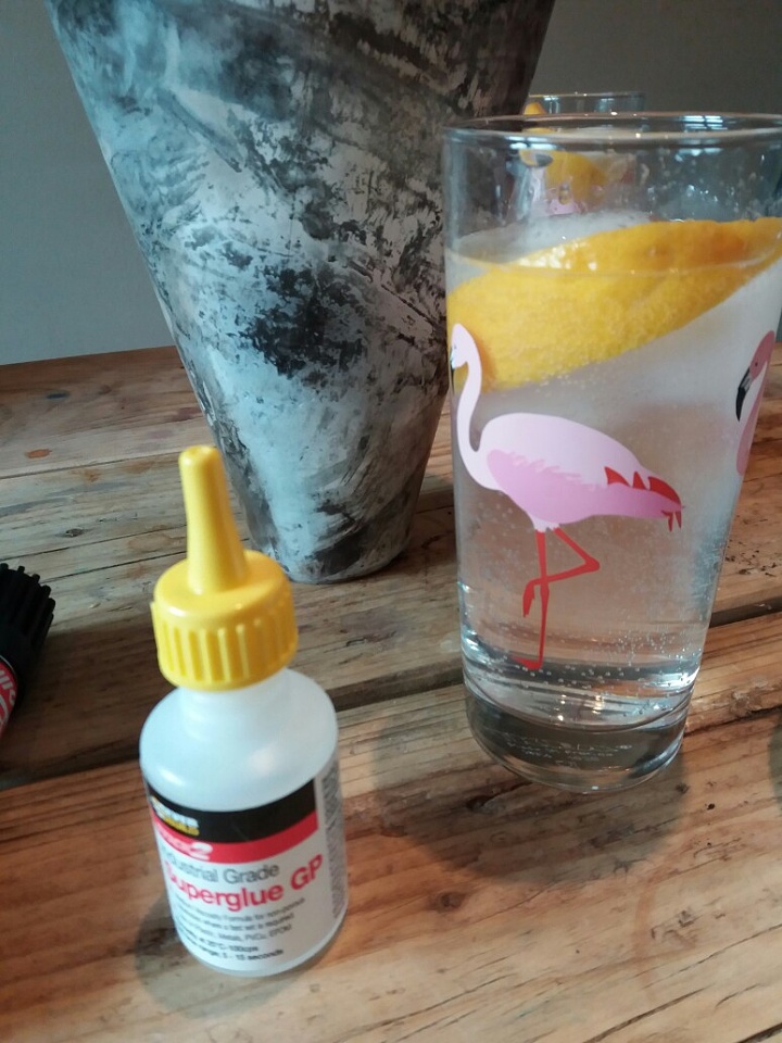 Gin and superglue | khoola | Blipfoto